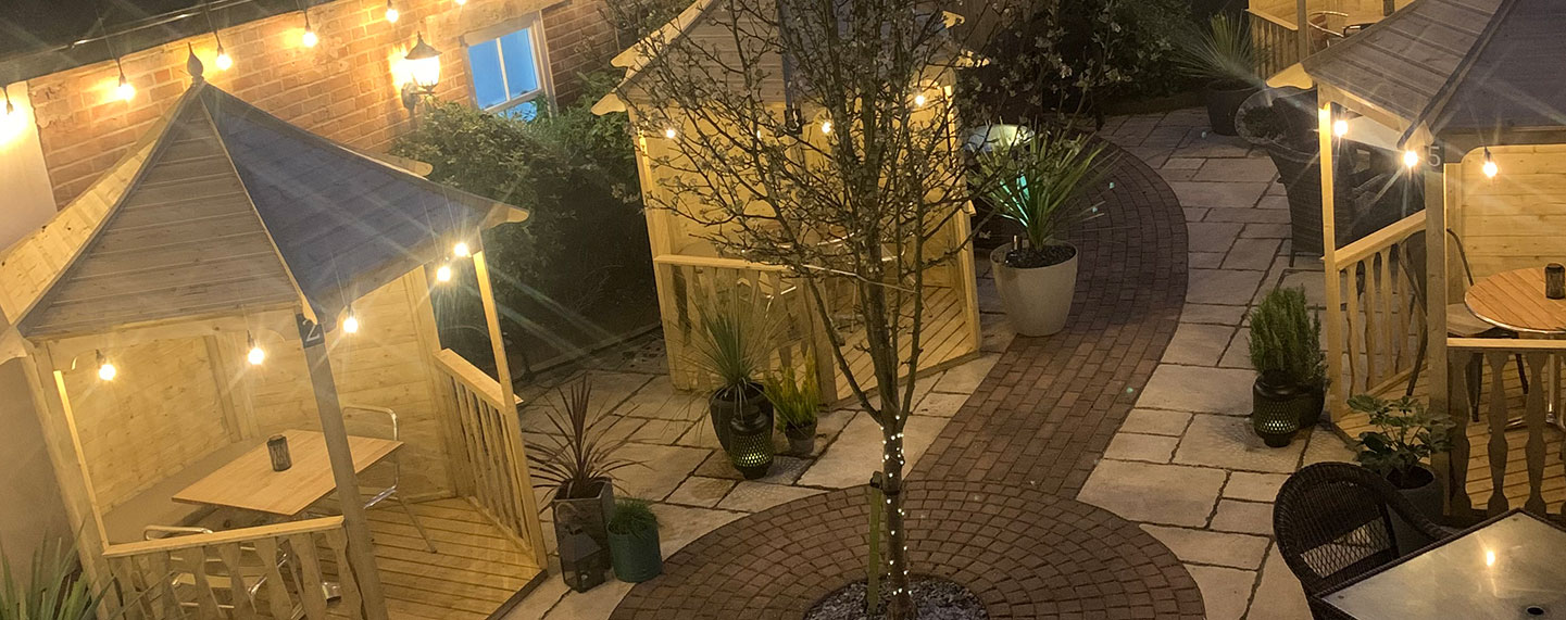 The Greyhound Inn Wilton - Good Food and Comfy Rooms